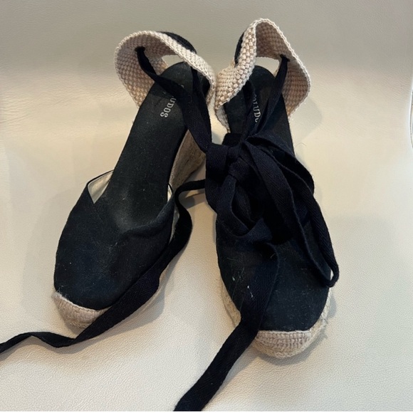 Soludos | Shoes | Soludos Laceup Black And Tan Espadrilles | Poshmark